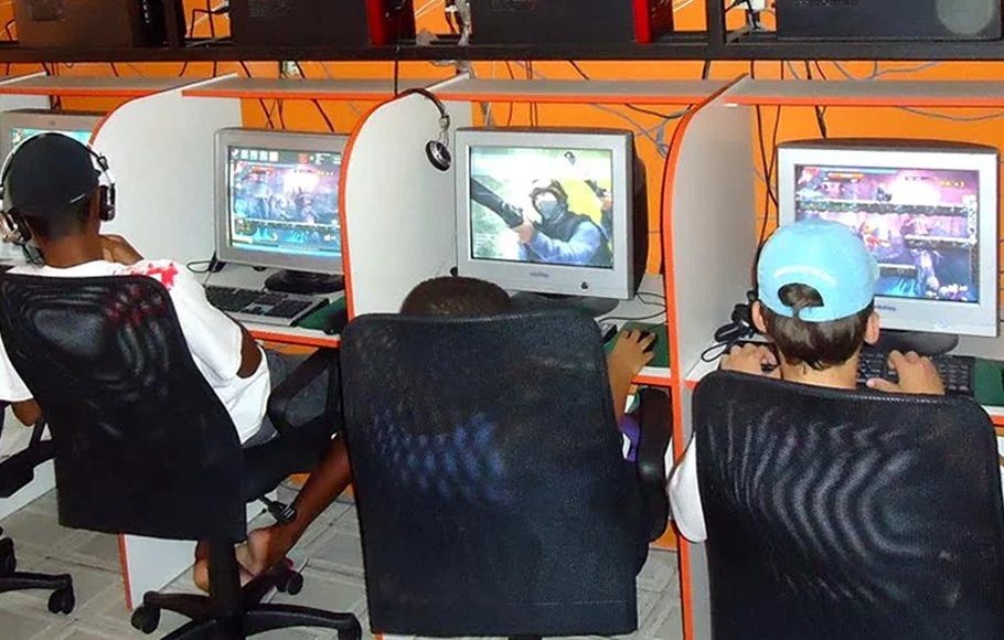 lan-house - HQs com Café - EmRyverso TV